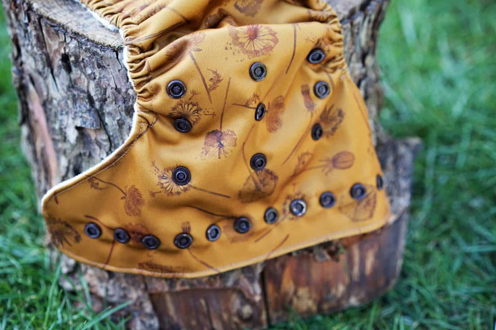 Natural Snap-In - Dandelions - High Quality AIO Cloth Diaper | Elskbar